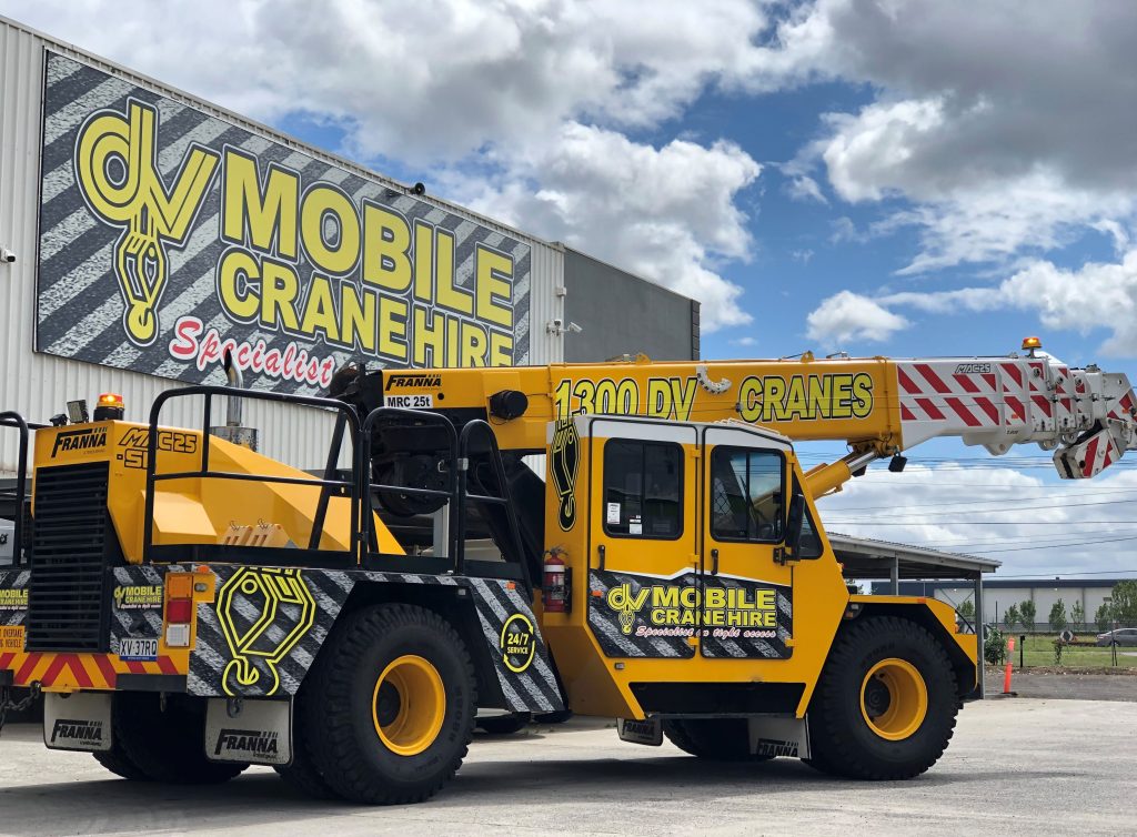 Hire 25T Franna Cranes in Melbourne - DV Mobile Crane Hire